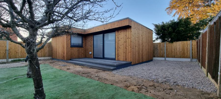 L-Shaped One Bed Granny Annexe - The Garden Room & Annexe Guide