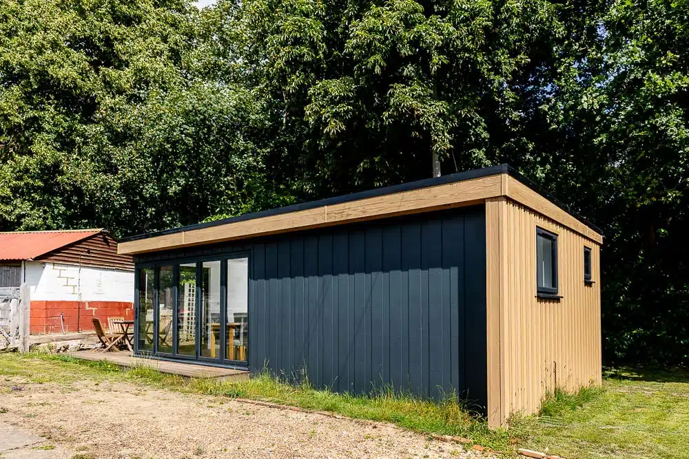 Open-Plan Garden Annexe in Surrey - The Garden Room & Annexe Guide