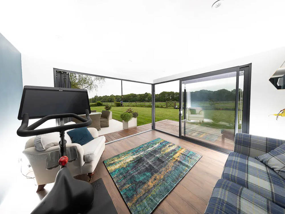 Choose a Structural Corner Post to Enhance Your Garden Connection