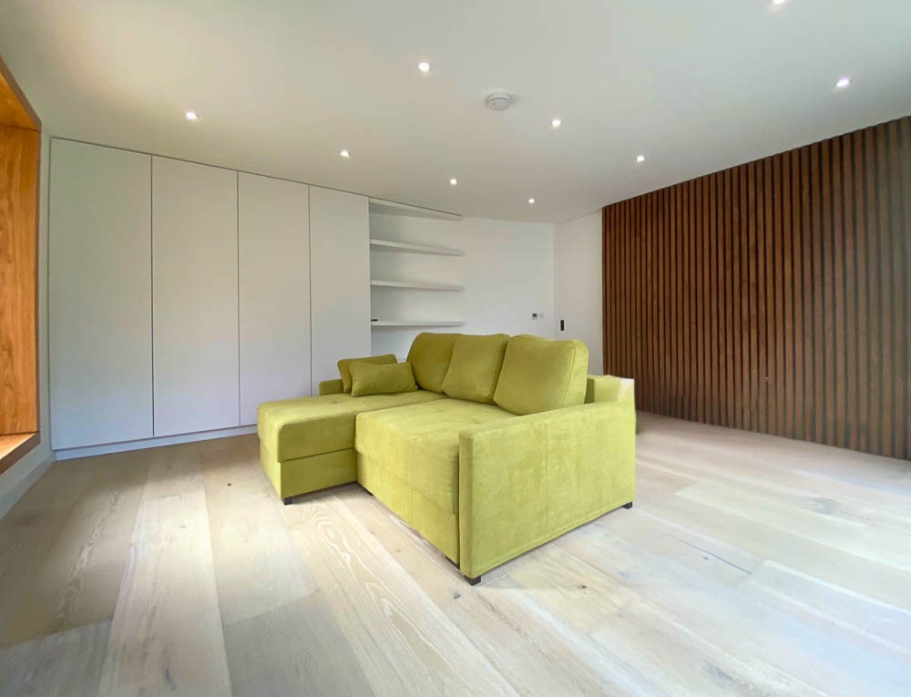 Luxury Garden Room with Bespoke Detailing